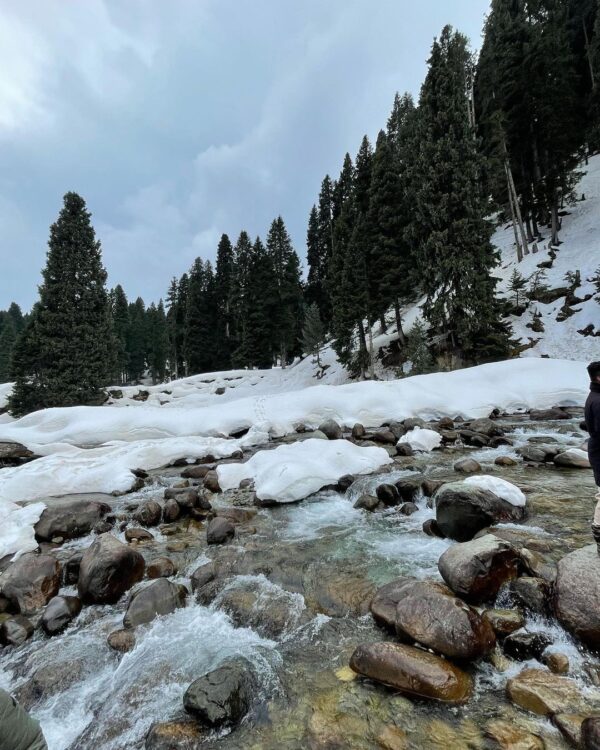 Doodhpathri to Srinagar Distance: A Scenic Journey